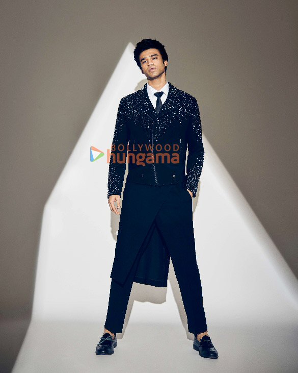 Babil Khan Photos, Images, HD Wallpapers, Babil Khan HD Images, Photos ...