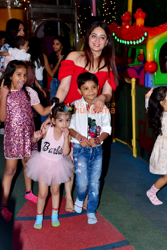Photos: Mahi Vij celebrates her daughter’s birthday in Juhu | Parties ...