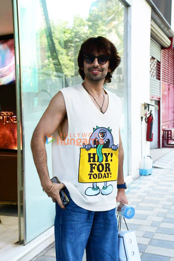 Photos Tiger Shroff and Himanshu Kohli snapped at T-series office in ...