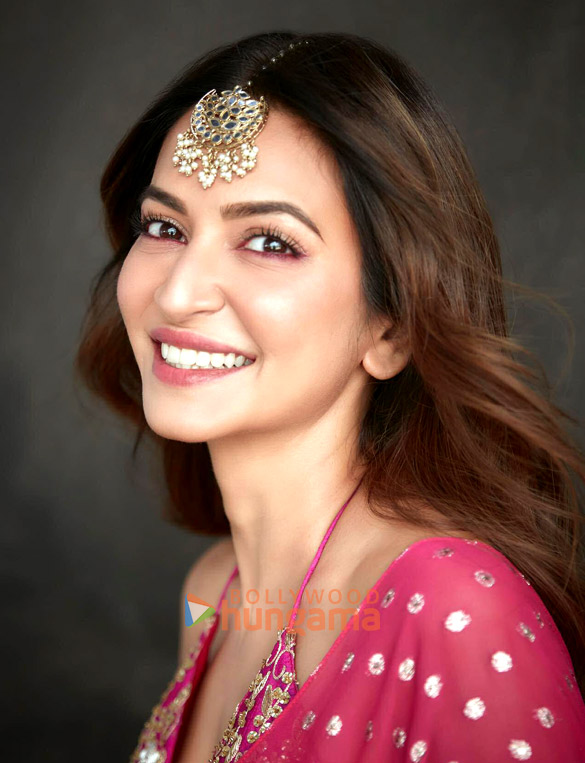 Kriti Kharbanda Photos, Images, HD Wallpapers, Kriti Kharbanda HD ...