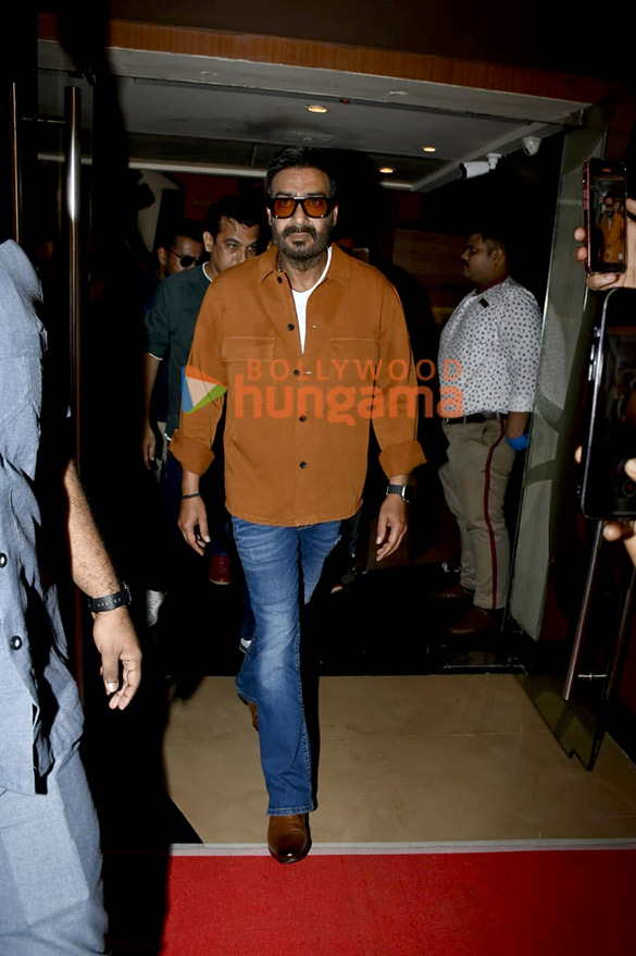 Photos Ajay Devgn spotted at Juhu PVR (1) | Ajay Devgn Images ...