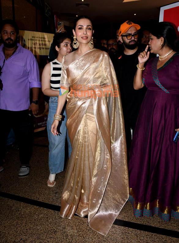Photos Malaika Arora and Madhuri Dixit snapped at Zee Marathi Utsav Natyancha Awards 2023 (2 ...