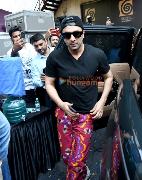 Photos: Ranbir Kapoor snapped outside Filmistan studio | Parties & Events - Bollywood Hungama