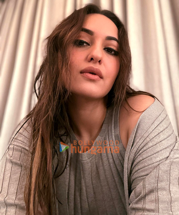 Sonakshi Sinha Photos, Images, HD Wallpapers, Sonakshi Sinha HD Images ...
