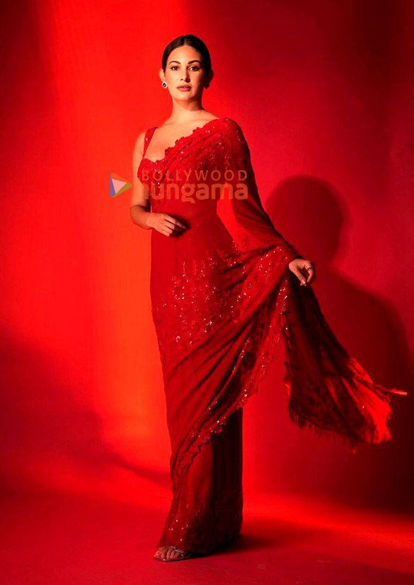 Amyra Dastur Photos, Images, HD Wallpapers, Amyra Dastur HD Images ...