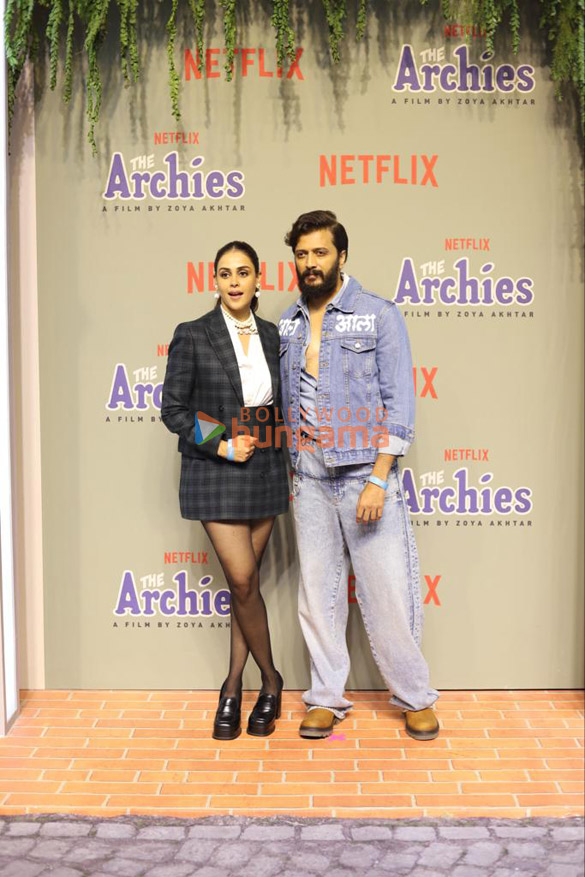 Photos Celebs grace the premiere of The Archies 777 (14) | Genelia D ...