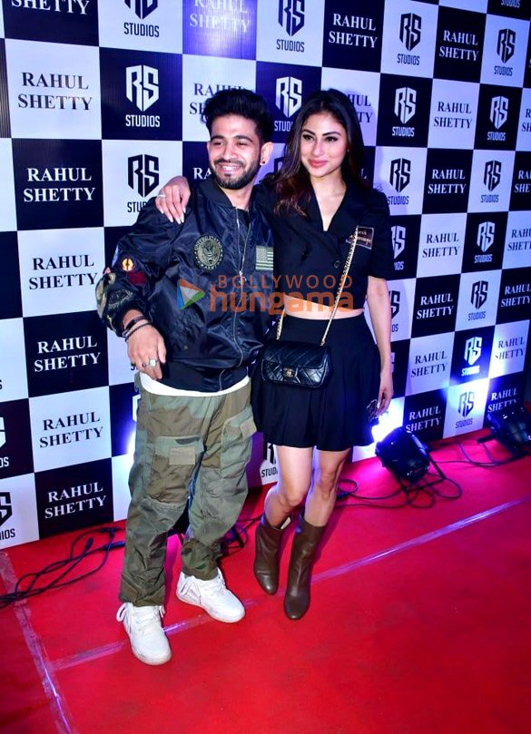 Photos Tiger Shroff, Mouni Roy and others snapped at launch of Rahul ...