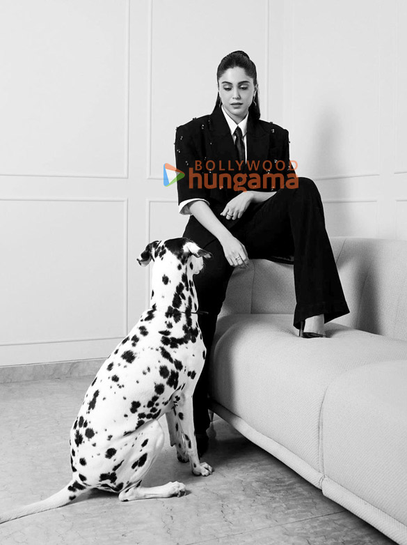 Sharvari Wagh Photos, Images, HD Wallpapers, Sharvari Wagh HD Images ...