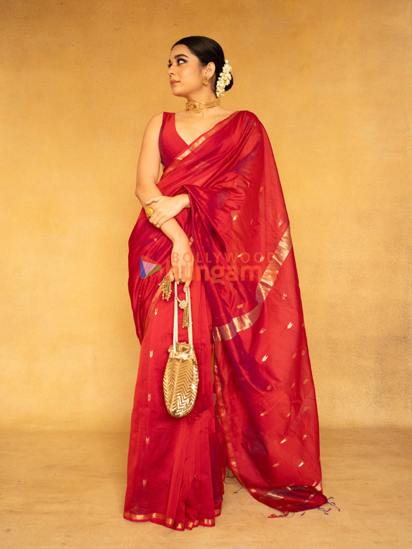 Mithila Palkar Photos, Images, HD Wallpapers, Mithila Palkar HD Images ...