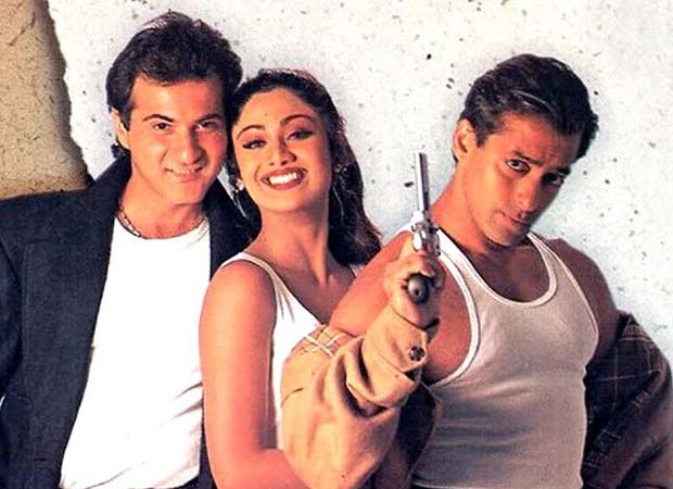 Auzaar Movie: Review | Release Date (1997) | Songs | Music | Images ...