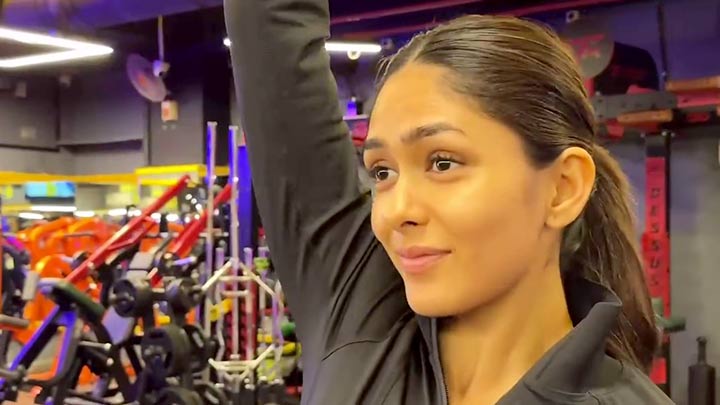 Mrunal Thakur sends in fitness motivation through her workout video ...