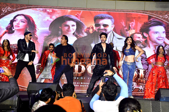 Photos Parth Samthaan, Khushalii Kumar, Raveena Tandon and others ...