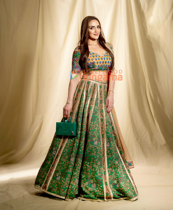 Esha Deol Photos, Images, HD Wallpapers, Esha Deol HD Images, Photos ...