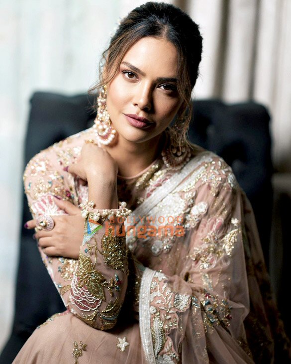 Esha Gupta Photos, Images, HD Wallpapers, Esha Gupta HD Images, Photos ...