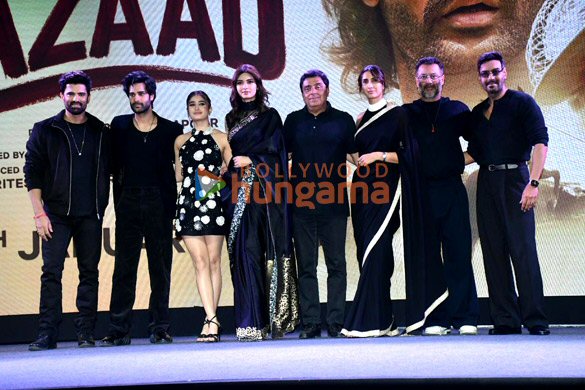 Photos Ajay Devgn, Aaman Devgan, Rasha Thadani, Diana Penty and others ...