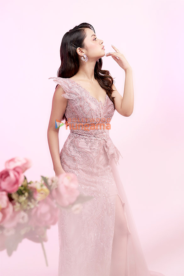 Nitanshi Goel Photos, Images, HD Wallpapers, Nitanshi Goel HD Images ...