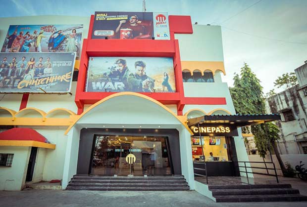Rs. 8 lakhs to Rs. 1 CRORE – How Akola’s theatres BOOMED with one BOLD ...