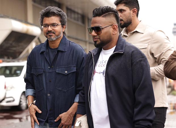 Thalapathy Vijay’s Malaysia arrival turns spectacular ahead of Jana ...