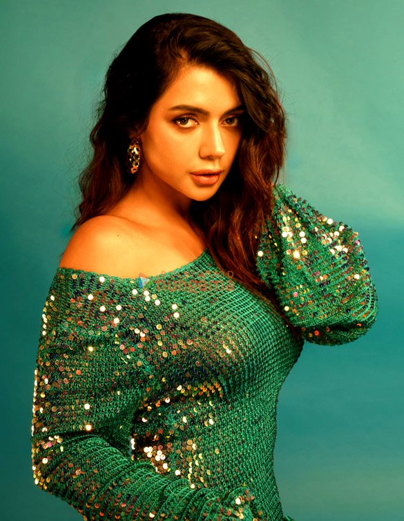 Photos, Images, HD Wallpapers, HD Images, Photos - Bollywood Hungama
